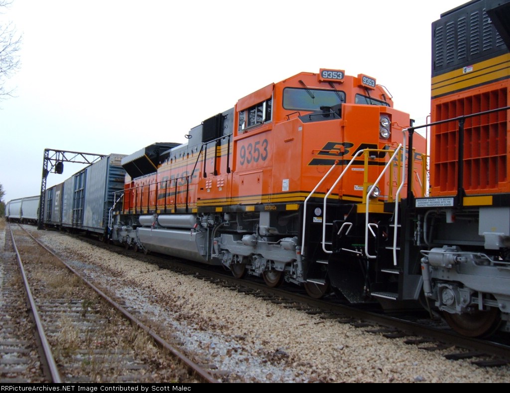 BNSF 9353 (SD70ACe)